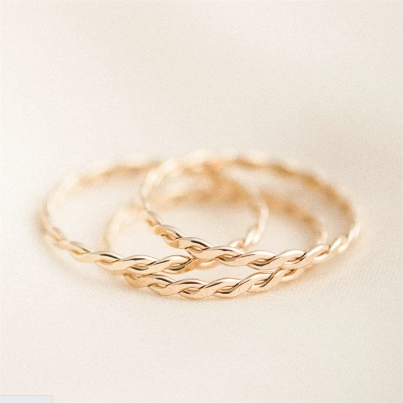 Twist Ring 14K gold